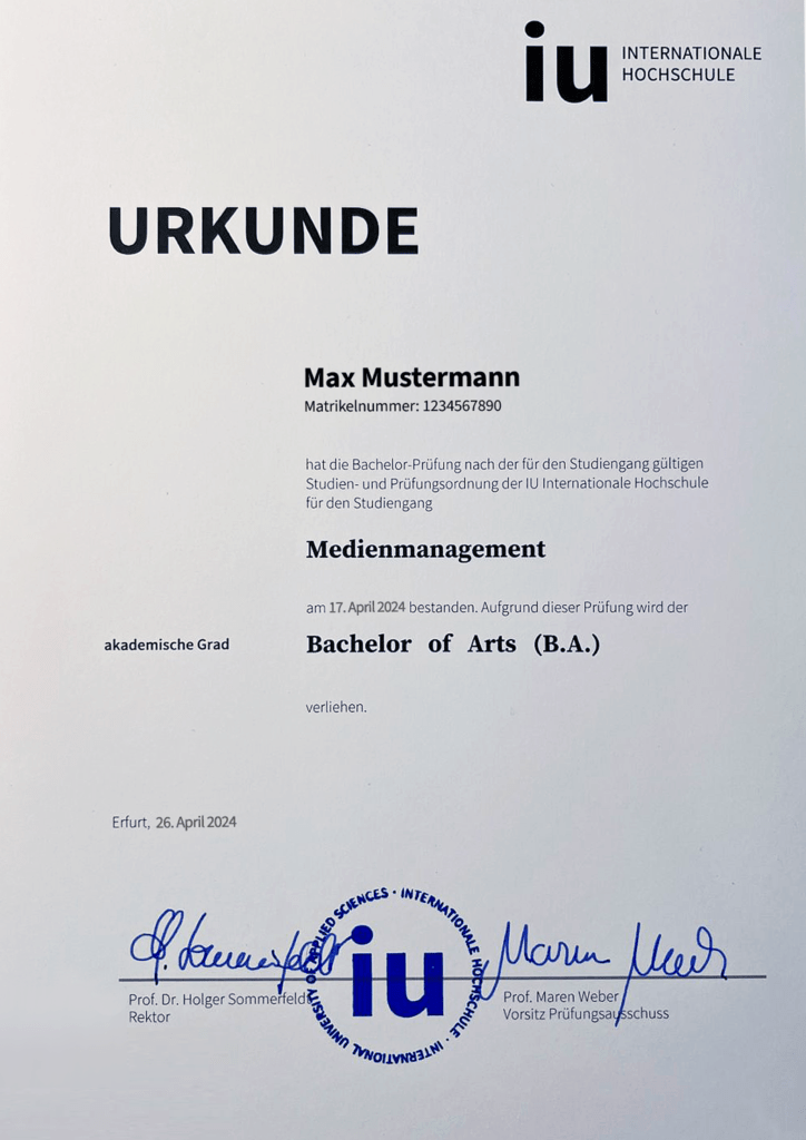 IU Fernstudium: Wie sieht die Bachelor-Urkunde aus?